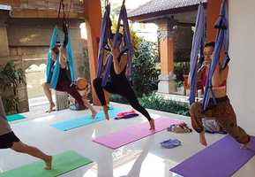 200 hours YTC / Aayaa Yoga